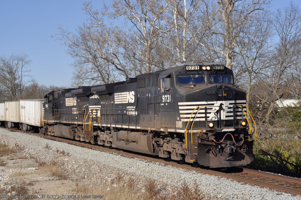 NS 9731 On NS 251 Eastbound